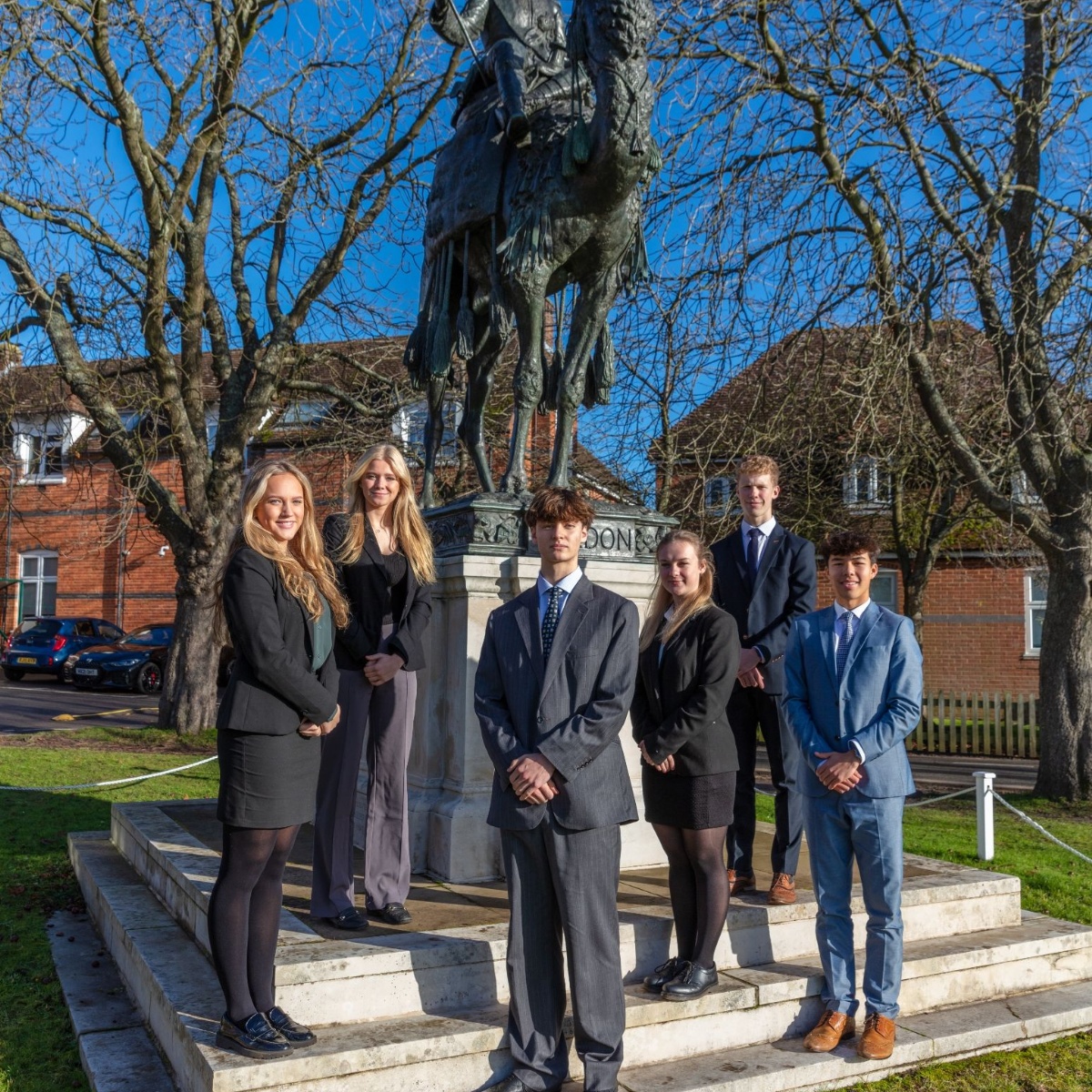 Gordon's School - New Student Leaders Appointed