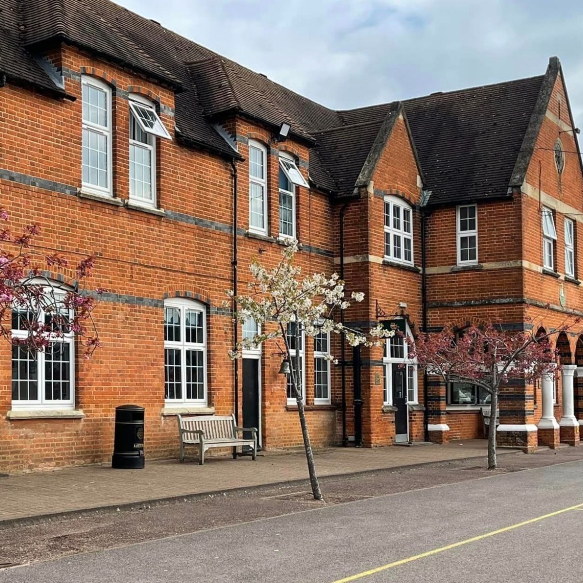 Gordon's School - Welcome back!