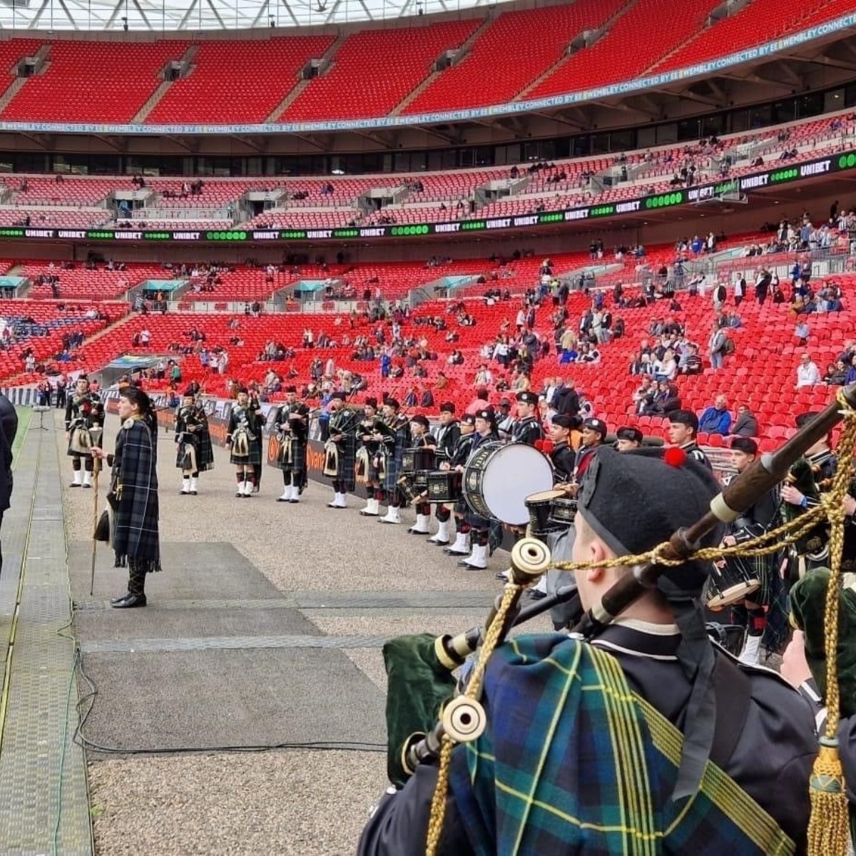 Gordon's School - Pipes and Drums Play Wembley